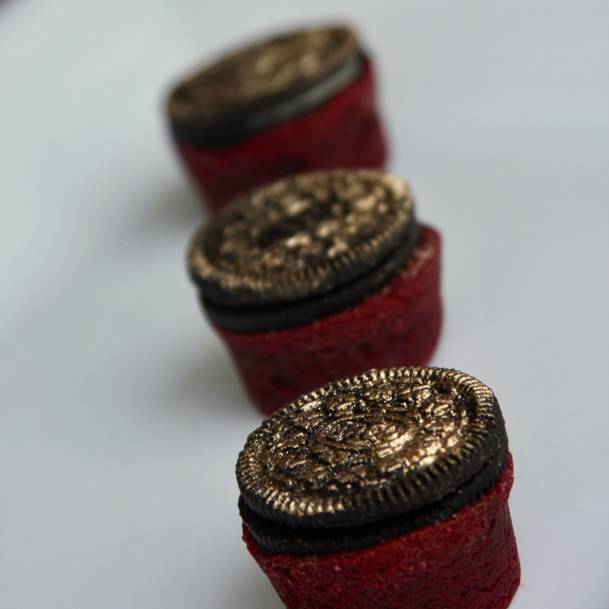 Cuppi de manjar y crumbs de leche en polvo - Dipping Cookies